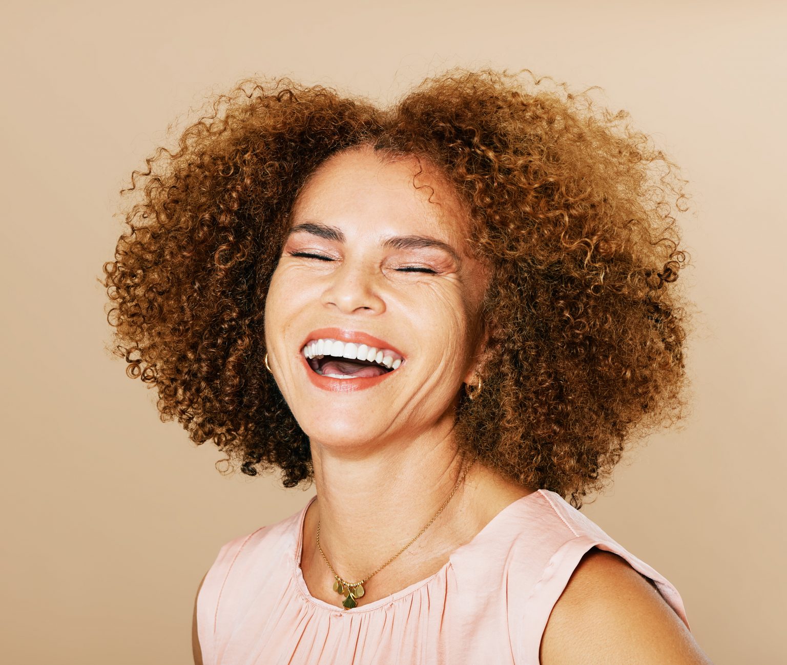 Blending colours and tones to find your perfect colour | The Shade